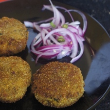 Chicken cutlets / Kerala style cutlets
